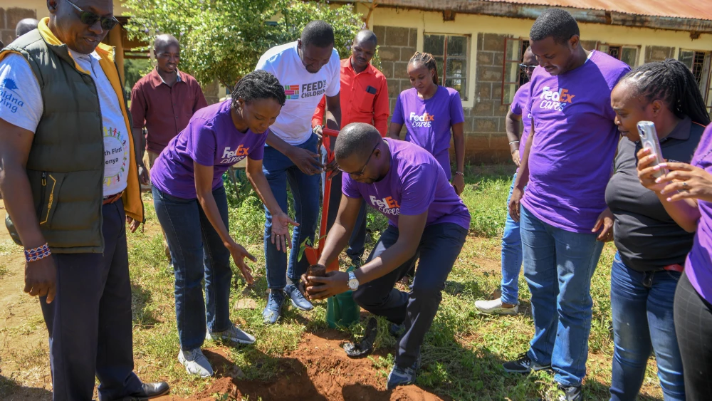 FedEx, Feed the Children Unveil Kenya Food Security Program – Financial ...